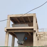 China Anti Corrosion Noiseless Electric Mud Hopper for Sludge Cake Storage and Transport for sale