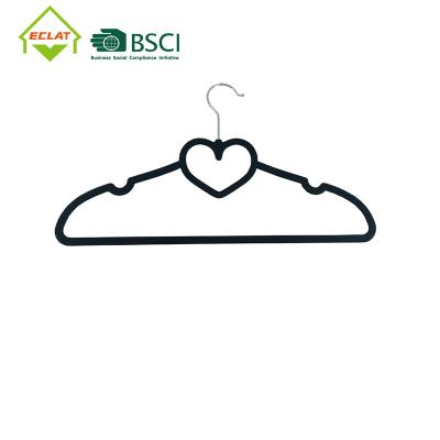 China 40x22cm Heart Shaped Wide Shoulder Plastic Hangers for sale