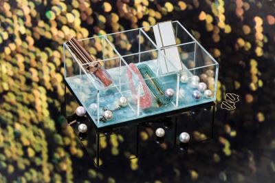 China 17.5x13x6cm Green Glitter Clear Aesthetic Desk Organizer for sale