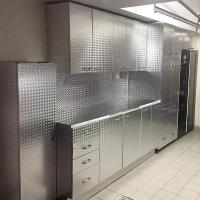 China Aluminum Checker Plate 3003 5052 Embossed Sheet for Refrigerator Use 2mm Thickness for sale