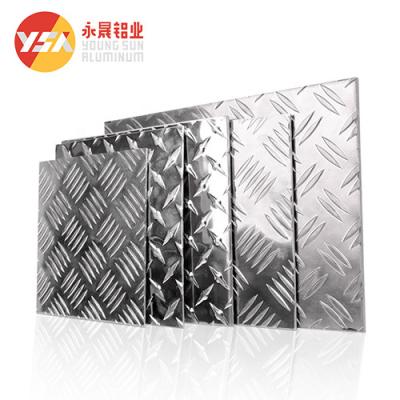 China Aluminum Diamond Plate 5 Bar 4x8 Embossed Checkered Sheet for Flooring for sale