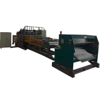 China High Accuracy 2-3.5mm Weld Mesh Making Machine For Animal Breed Cage for sale