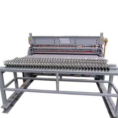 China Full Auto 25x25mm Poultry Mesh Making Machine Mechanical Push Down for sale