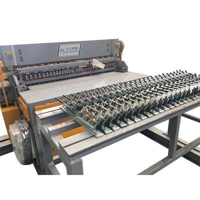 China Multi Point Spot ISO Chicken Mesh Making Machine Mechanical Push Down for sale