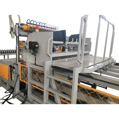 China Cross Wire Feeding 380V Wire Mesh Welding Machine Water Cooling Method for sale