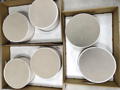 China Vanadium 5 Tio2 V2o5 Catalyst Sulfuric Acid Material Asc Ammonia Slip Catalyst 300Cell for sale