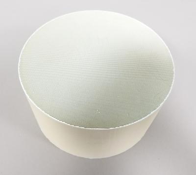 China Nitrogen Dioxide Nox Reduction Catalyst 400 Cpi Gas Turbine Vanadium Tungsten Titanium By Ammonia for sale