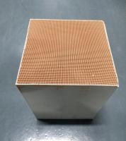 China Aftermarket  Boiler Denox SCR Catalyst Substrate Coating Cpsi 100 200 300 400 Cordierite Biogas for sale