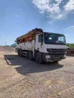 China Zoomlion 52m Actros Truck Mounted Pump Contractor for Batching Plant in Good Condition for sale