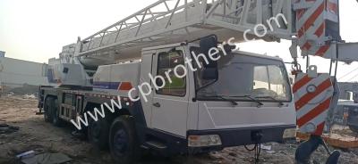 China 2010 Zoomlion 50ton Used Truck Crane for Hydraulic Construction Machinery in White for sale