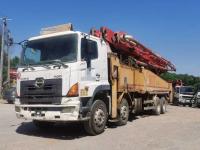 China 49 Meter Ready Mix Concrete Pump Cylinder Type Structure and 2.6mm Vibrating Amplitude for sale