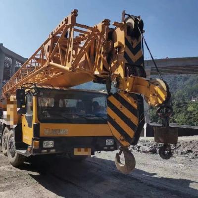 China Maximum Lifting Height 40m Zoomlion Xg 70ton 2009 Year Short Mobile Truck Crane for sale