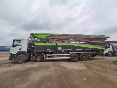 China Zoomlion 63m Lower Truck Mounted Concrete Boom Pump with Vibrating Amplitude of 2.6mm for sale