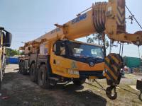 China ISO9001 Certified 2019 Xg 80ton Mobile Crane Heavy Equipment with Five-Arm Crane Jib for sale