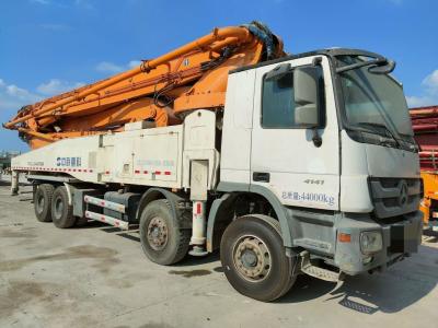 China Max.Vertical Reach 52 Meter Heavy Equipment for Construction Used Concrete Pump for sale
