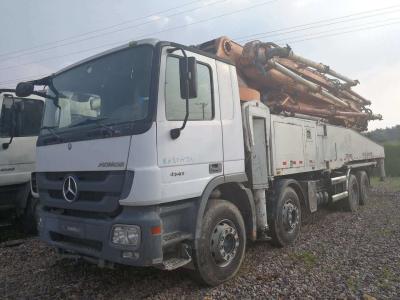 China Zoomlion 52m Concrete Truck Pump for Ready-Mix Construction in Vibrating Amplitude 2.6mm for sale