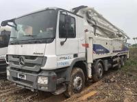 China Used Zoomlion 52m Concrete Truck Pump for Ready Mix Heavy Equipment in Good Condition for sale