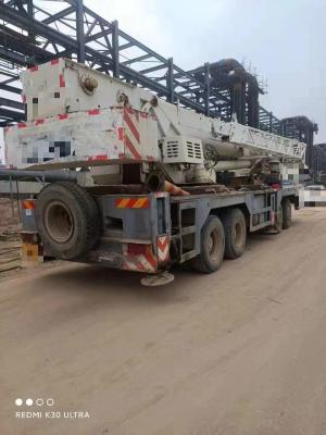 China 2012 Zoomlion 55ton Truck Crane with Five-Arm Crane Jib and ISO9001 Certification for sale