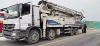 China Max.Theory Output 140/200 M3/H Zoomlion 52 Meter Concrete Pump Truck for Ready Mix for sale
