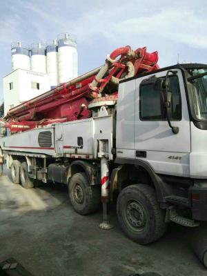 China 2.6mm Vibrating Amplitude Concrete Batching Plant 56 Meter Putzmeister Boom Pump Truck for sale