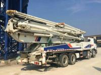 China Zoomlion Concrete Pump Machine with 49 Meter Boom Pump Truck High/Low Pressure Output for sale