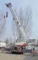 China Maximum Lifting Weight 16t ZTC35V5 Used Zoomlion Mobile Crane 35ton Heavy Machinery for sale