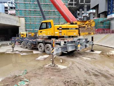 China Folding 100ton Lifting Equipment Truck-Mounted Telescopic Crane with ISO9001 Certification for sale
