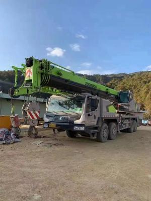 China Zoomlion 50ton Truck Crane Truck-Mounted Telescopic Crane Mobile Crane for Big Projects for sale
