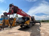 China 75ton Terrian Mobile Crane for Construction Equipment Truck-Mounted for sale