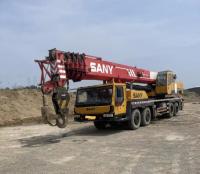 China Yellow 750S Used Truck Crane Truck Mounted Telescopic Crane Heavy Equipment 75 Tons for sale