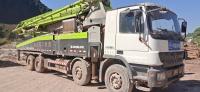 China 52m Concrete Pump Truck with High Productivity and Cylinder Type Structure 2013 Zml for sale