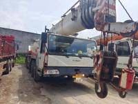 China Maximum Lifting Height of 40m 70T Truck Crane for Heavy-Duty Construction Equipment for sale