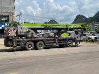 China Used 2017 Zoomlion 25T Truck Crane Mobile Crane Hoist Crane with Perfect Lifting Capacity for sale