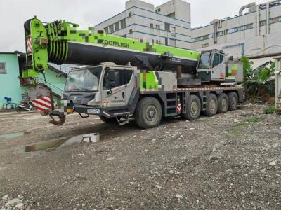 China Zoomlion ZTC1100 110T Truck Crane 73m Boom 56T Counterweight Euro V Emission 2019 Model for sale