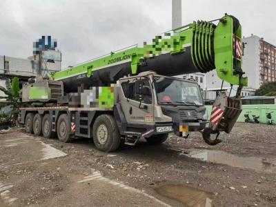 China 110ton Zoomlion Truck-Mounted Telescopic Crane Folding Design and After-sales Service for sale