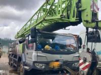 China Top 2018 Model Zoomlion Qy35V5 35t Truck Crane Used Crane with ISO9001 Certification for sale