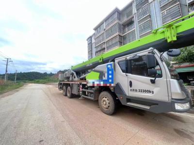 China 3 Shaft Number 41m Main Boom Length Zoomlion Ztc250A552 25t Truck Crane Used Mobile Crane for sale