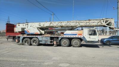 China Used Zoomlion 70 Tons of Lifting Truck Cranes Maximum Lifting Height 40m in 2013 for sale