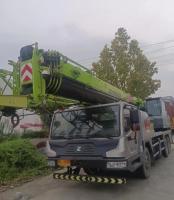China Zoomlion 25 Tons Truck Crane with 4 Shafts After-sales Service and Beautiful Sale for sale