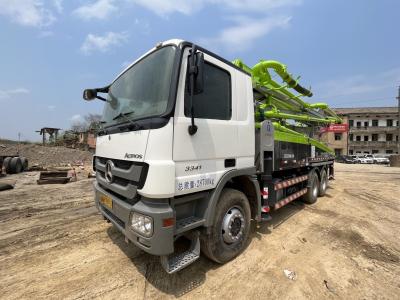 China 2015 Zoomlion 38m Concrete Pump on Mercedes Benz for Heavy Equipment Green 28700kgs for sale