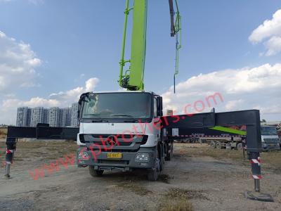 China Renovated 2013 Zoomlion 52m Concrete Pump with Good Performance and High Productivity for sale