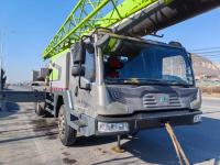 China 25 Tons Lifting Weight Used Zoomlion Truck Crane Mobile Crane in Good Condition for sale