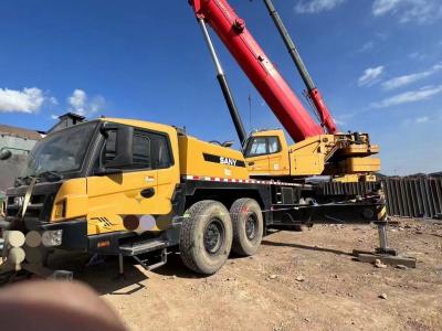 China 90 Tons Hydraulic Mobile Crane with Five-Arm Jib and ISO9001 Certification for sale