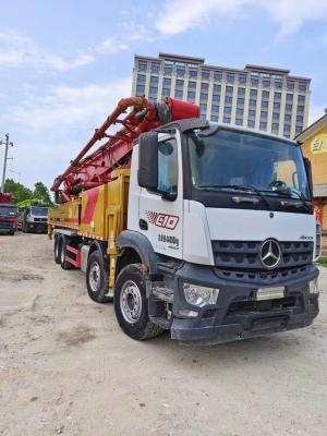 China 62m Used Concrete Pump Truck for Construction Machine 44000kgs Vibrating Amplitude 2.6mm for sale