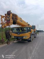 China Xg Mobile Truck Crane 50 Tons Folding Hydraulic Mobile Crane with and 4 Shaft Number for sale