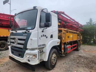 China 30m Truck Concrete Pump with Hydraulic Machining Process and Beton Pump Placing Boom for sale