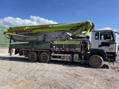 China 63m Used Zoomlion Concrete Pump Truck on Mercedes Benz Chassis for Heavy Equipment for sale
