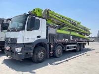 China 62m Zoomlion Concrete Pump Truck on Mercedes-Benz Truck with Vibrating Amplitude of 2.6mm for sale