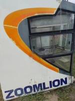 China 19-Year-Old Zoomlion 51-Meter Tower Crane Car Type Moving Maximum Lifting Weight 10t for sale