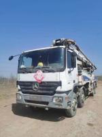 China Used Heavy Equipment 2010 Zml 52m Concrete Pump on MB Truck Vibrating Amplitude 2.6mm for sale